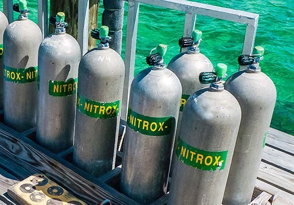 How To Read The Markings On A SCUBA Tank